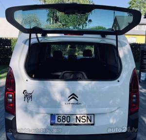 Balts Citroen Berlingo 2019 Narva, ar dzinēja tilpumu 1.50 L un nobraukumu 103 tūkst. km par 15590 €, foto 7 vietnē AUTOMOTO.COM.LV