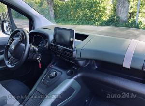 Balts Citroen Berlingo 2019 Narva, ar dzinēja tilpumu 1.50 L un nobraukumu 103 tūkst. km par 15590 €, foto 15 vietnē AUTOMOTO.COM.LV