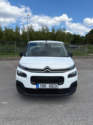 White Citroen Berlingo 2019 in Tallinn, with an engine capacity of 1.20 L and mileage of 135 thousand km for 7900 €, photo 3 on AUTOMOTO.COM.LV