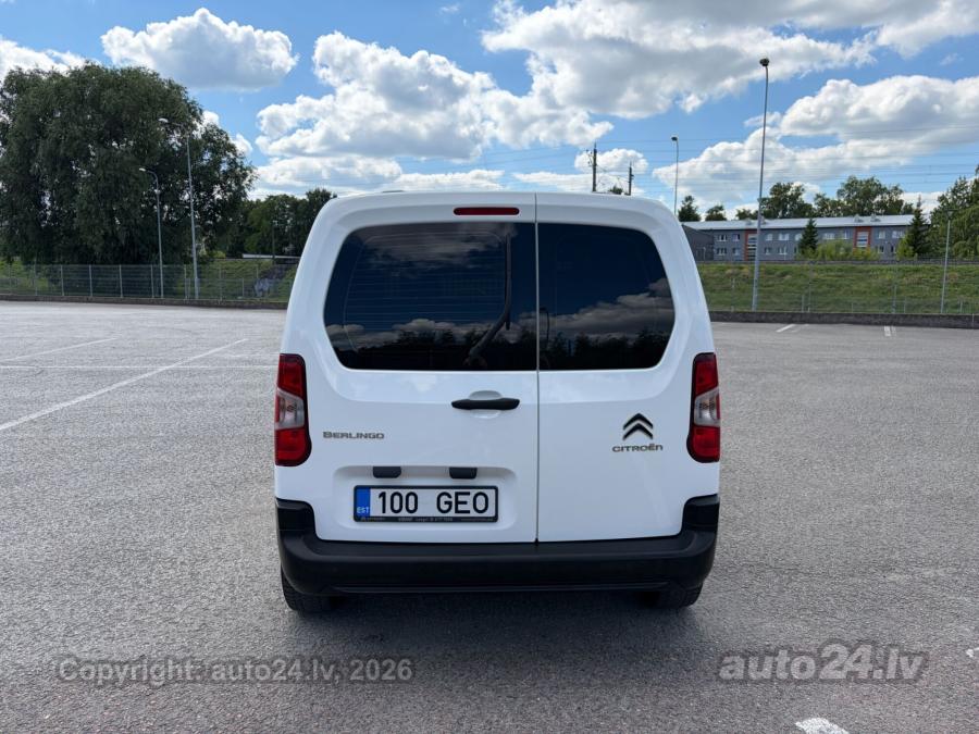 White Citroen Berlingo 2019 in Tallinn, with an engine capacity of 1.20 L and mileage of 135 thousand km for 7900 €, photo 7 on AUTOMOTO.COM.LV