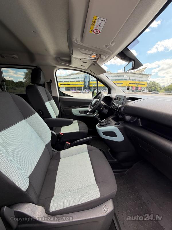 Balts Citroen Berlingo 2019 Tallina, ar dzinēja tilpumu 1.20 L un nobraukumu 135 tūkst. km par 7900 €, foto 8 vietnē AUTOMOTO.COM.LV
