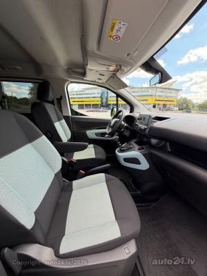 White Citroen Berlingo 2019 in Tallinn, with an engine capacity of 1.20 L and mileage of 135 thousand km for 7900 €, photo 9 on AUTOMOTO.COM.LV