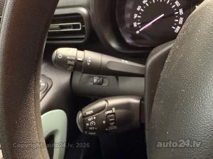 Balts Citroen Berlingo 2019 Tallina, ar dzinēja tilpumu 1.20 L un nobraukumu 134 tūkst. km par 8300 €, foto 19 vietnē AUTOMOTO.COM.LV