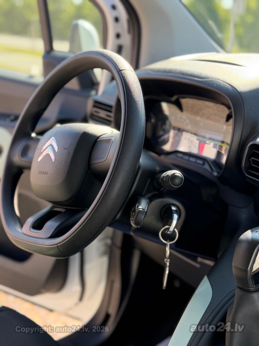 Balts Citroen Berlingo 2020 Tallina, ar dzinēja tilpumu 1.50 L un nobraukumu 122 tūkst. km par 11900 €, foto 6 vietnē AUTOMOTO.COM.LV