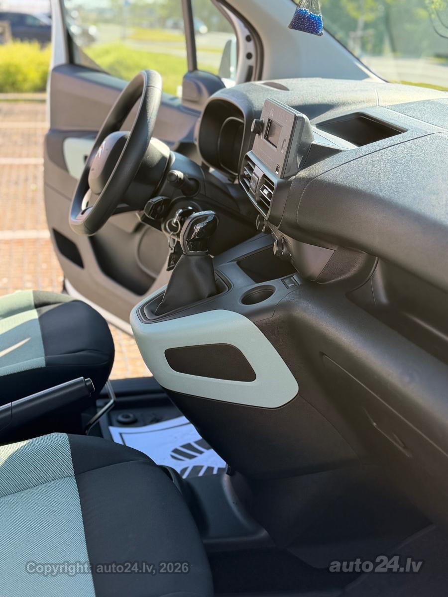 Balts Citroen Berlingo 2020 Tallina, ar dzinēja tilpumu 1.50 L un nobraukumu 122 tūkst. km par 11900 €, foto 10 vietnē AUTOMOTO.COM.LV