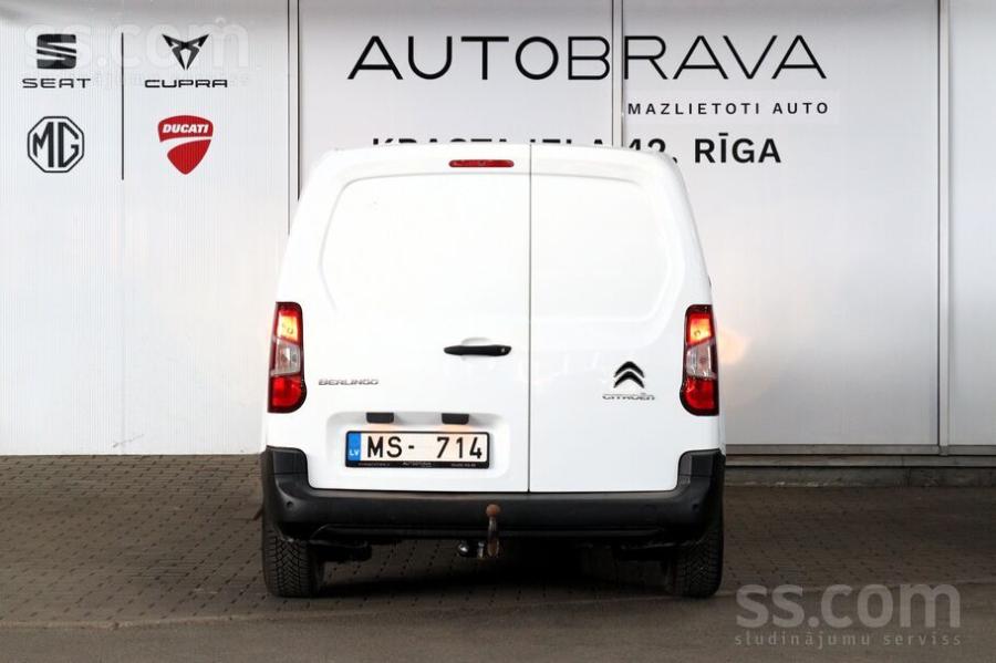 Balts Citroen Berlingo 2020 Rīga, ar dzinēja tilpumu 1.50 L un nobraukumu 125 tūkst. km par 9400 €, foto 8 vietnē AUTOMOTO.COM.LV