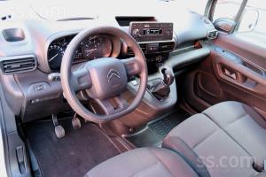 Balts Citroen Berlingo 2020 Rīga, ar dzinēja tilpumu 1.50 L un nobraukumu 125 tūkst. km par 9400 €, foto 10 vietnē AUTOMOTO.COM.LV