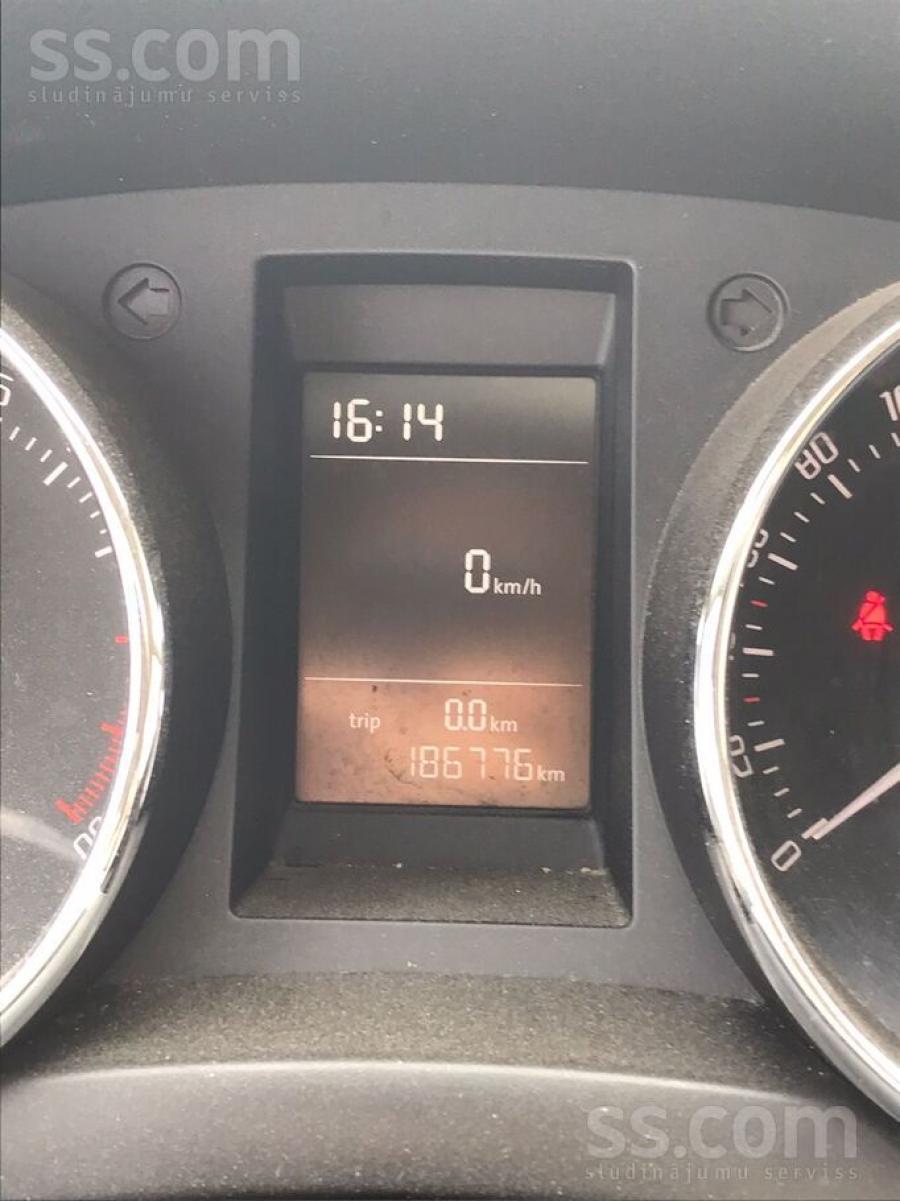 Balts Citroen Berlingo 2020 Liepāja, ar dzinēja tilpumu 1.50 L un nobraukumu 187 tūkst. km par 8400 €, foto 5 vietnē AUTOMOTO.COM.LV
