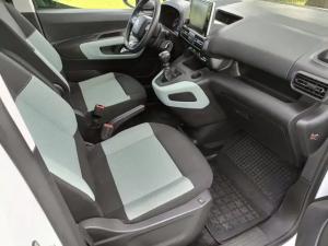 Balts Citroen Berlingo 2020 Sigulda, ar dzinēja tilpumu 1.20 L un nobraukumu 73 tūkst. km par 11900 €, foto 17 vietnē AUTOMOTO.COM.LV
