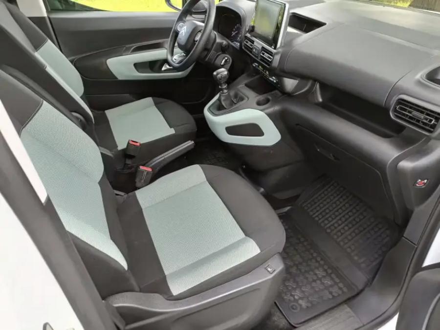 Balts Citroen Berlingo 2020 Sigulda, ar dzinēja tilpumu 1.20 L un nobraukumu 73 tūkst. km par 11900 €, foto 17 vietnē AUTOMOTO.COM.LV