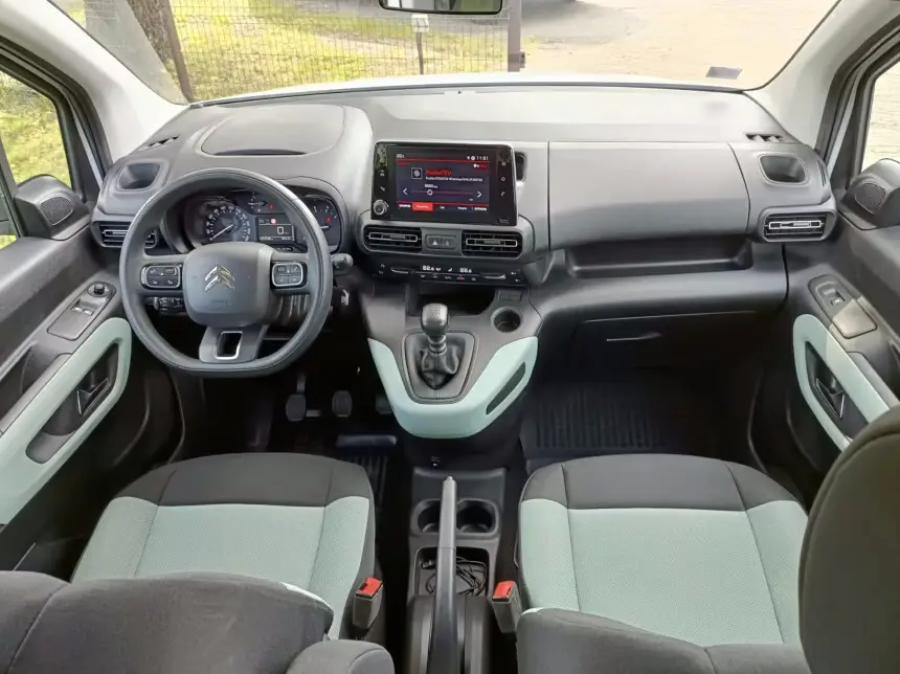 Balts Citroen Berlingo 2020 Sigulda, ar dzinēja tilpumu 1.20 L un nobraukumu 73 tūkst. km par 11900 €, foto 18 vietnē AUTOMOTO.COM.LV