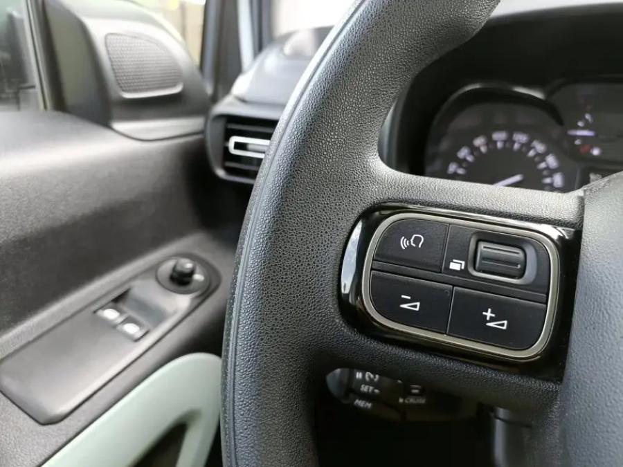 Balts Citroen Berlingo 2020 Sigulda, ar dzinēja tilpumu 1.20 L un nobraukumu 73 tūkst. km par 11900 €, foto 25 vietnē AUTOMOTO.COM.LV
