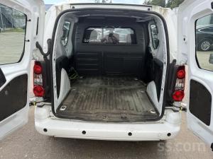 Balts Citroen Berlingo 2020 Rīga, ar dzinēja tilpumu 1.60 L un nobraukumu 48 tūkst. km par 9777 €, foto 6 vietnē AUTOMOTO.COM.LV