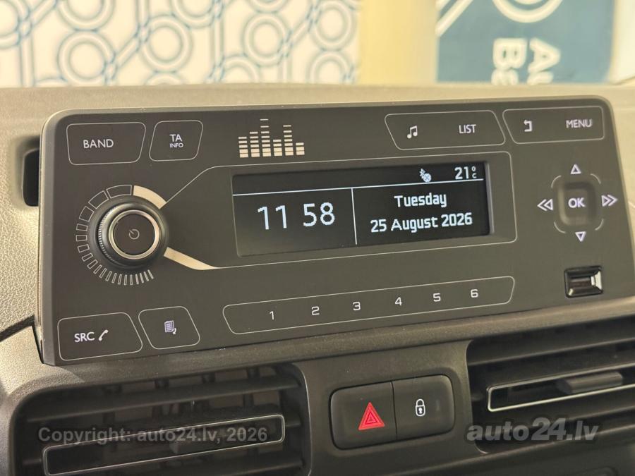 Balts Citroen Berlingo 2020 Tallina, ar dzinēja tilpumu 1.50 L un nobraukumu 128 tūkst. km par 13400 €, foto 15 vietnē AUTOMOTO.COM.LV