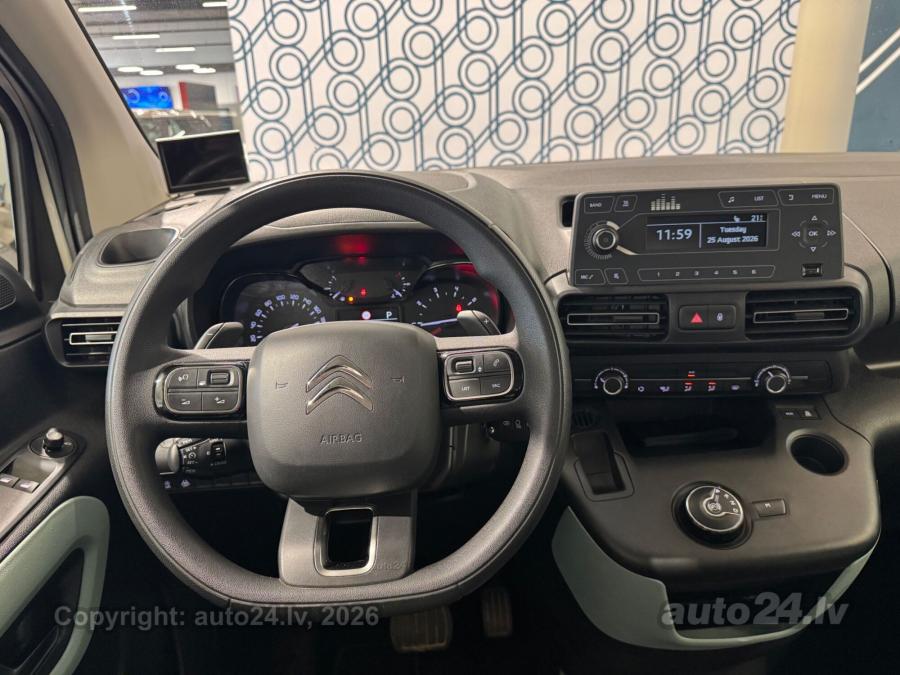 Balts Citroen Berlingo 2020 Tallina, ar dzinēja tilpumu 1.50 L un nobraukumu 128 tūkst. km par 13400 €, foto 16 vietnē AUTOMOTO.COM.LV