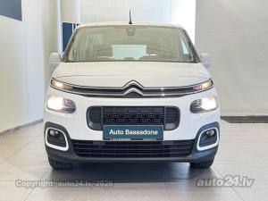 White Citroen Berlingo 2020 in Tallinn, with an engine capacity of 1.50 L and mileage of 57 thousand km for 14900 €, photo 3 on AUTOMOTO.COM.LV