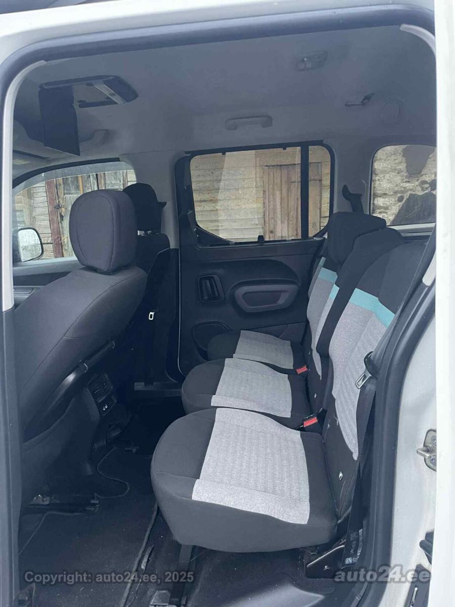 Balts Citroen Berlingo 2021 Tallina, ar dzinēja tilpumu 1.50 L un nobraukumu 105 tūkst. km par 17600 €, foto 3 vietnē AUTOMOTO.COM.LV