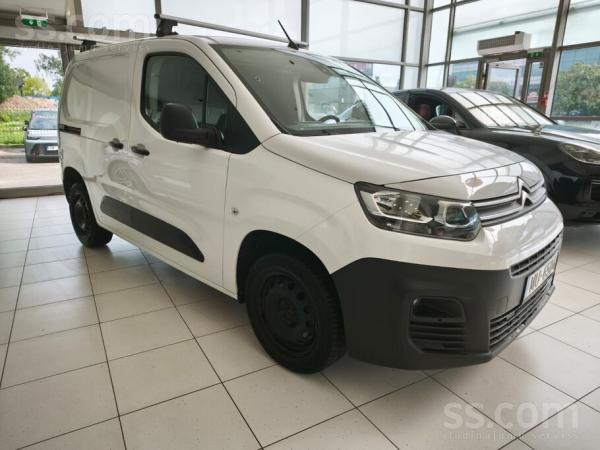 Balts Citroen Berlingo 2021 Rīga, ar dzinēja tilpumu 1.50 L un nobraukumu 117 tūkst. km par 9500 €, foto 7 vietnē AUTOMOTO.COM.LV