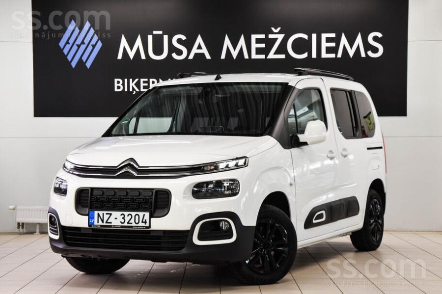 Balts Citroen Berlingo 2021 Rīga, ar dzinēja tilpumu 1.50 L un nobraukumu 161 tūkst. km par 11990 €, foto 1 vietnē AUTOMOTO.COM.LV