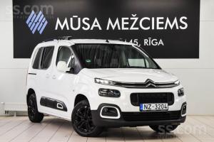 Balts Citroen Berlingo 2021 Rīga, ar dzinēja tilpumu 1.50 L un nobraukumu 161 tūkst. km par 11990 €, foto 4 vietnē AUTOMOTO.COM.LV