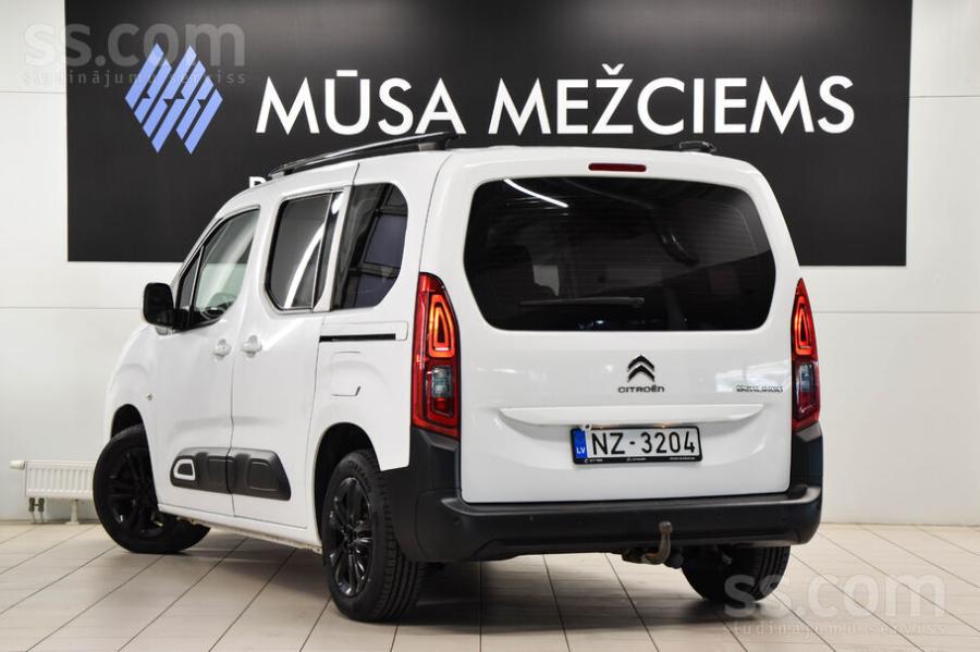 Balts Citroen Berlingo 2021 Rīga, ar dzinēja tilpumu 1.50 L un nobraukumu 161 tūkst. km par 11990 €, foto 7 vietnē AUTOMOTO.COM.LV