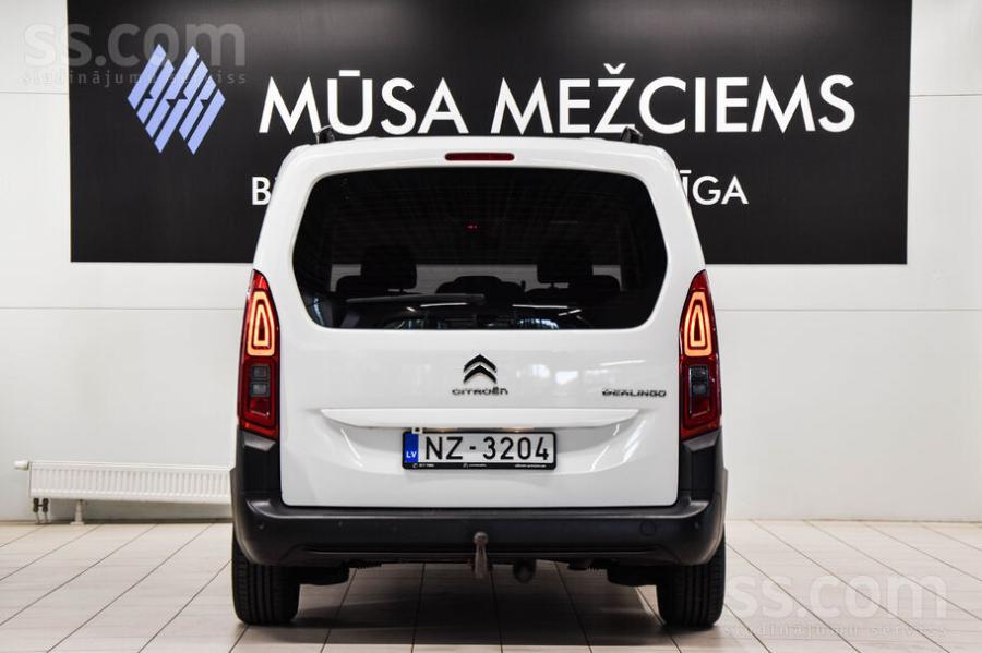 Balts Citroen Berlingo 2021 Rīga, ar dzinēja tilpumu 1.50 L un nobraukumu 161 tūkst. km par 11990 €, foto 8 vietnē AUTOMOTO.COM.LV