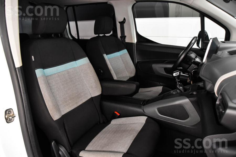 Balts Citroen Berlingo 2021 Rīga, ar dzinēja tilpumu 1.50 L un nobraukumu 161 tūkst. km par 11990 €, foto 15 vietnē AUTOMOTO.COM.LV