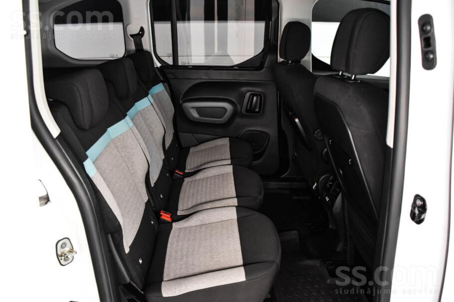 Balts Citroen Berlingo 2021 Rīga, ar dzinēja tilpumu 1.50 L un nobraukumu 161 tūkst. km par 11990 €, foto 16 vietnē AUTOMOTO.COM.LV