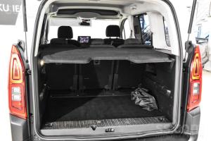 Balts Citroen Berlingo 2021 Rīga, ar dzinēja tilpumu 1.50 L un nobraukumu 161 tūkst. km par 11990 €, foto 18 vietnē AUTOMOTO.COM.LV