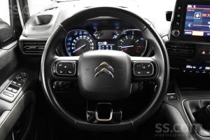 Balts Citroen Berlingo 2021 Rīga, ar dzinēja tilpumu 1.50 L un nobraukumu 161 tūkst. km par 11990 €, foto 20 vietnē AUTOMOTO.COM.LV
