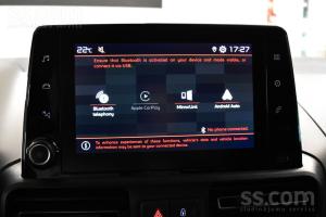 Balts Citroen Berlingo 2021 Rīga, ar dzinēja tilpumu 1.50 L un nobraukumu 161 tūkst. km par 11990 €, foto 24 vietnē AUTOMOTO.COM.LV