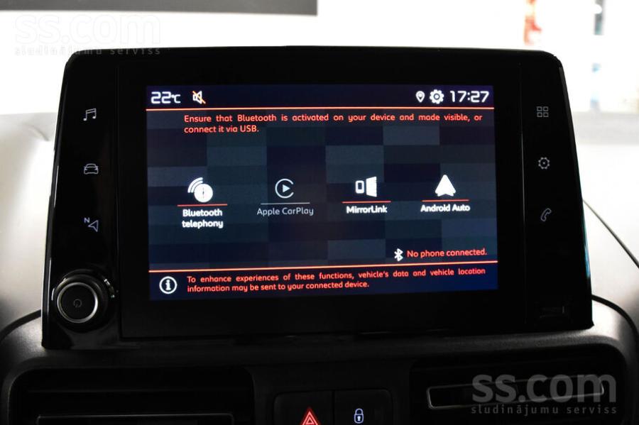 Balts Citroen Berlingo 2021 Rīga, ar dzinēja tilpumu 1.50 L un nobraukumu 161 tūkst. km par 11990 €, foto 24 vietnē AUTOMOTO.COM.LV