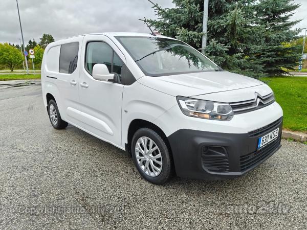 White Citroen Berlingo 2021 in Tartu, with an engine capacity of 1.50 L and mileage of 140 thousand km for 13900 €, photo 1 on AUTOMOTO.COM.LV