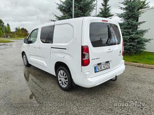 White Citroen Berlingo 2021 in Tartu, with an engine capacity of 1.50 L and mileage of 140 thousand km for 13900 €, photo 3 on AUTOMOTO.COM.LV