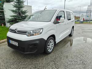 White Citroen Berlingo 2021 in Tartu, with an engine capacity of 1.50 L and mileage of 140 thousand km for 13900 €, photo 4 on AUTOMOTO.COM.LV