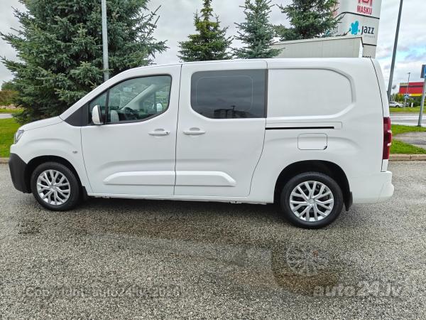 White Citroen Berlingo 2021 in Tartu, with an engine capacity of 1.50 L and mileage of 140 thousand km for 13900 €, photo 8 on AUTOMOTO.COM.LV