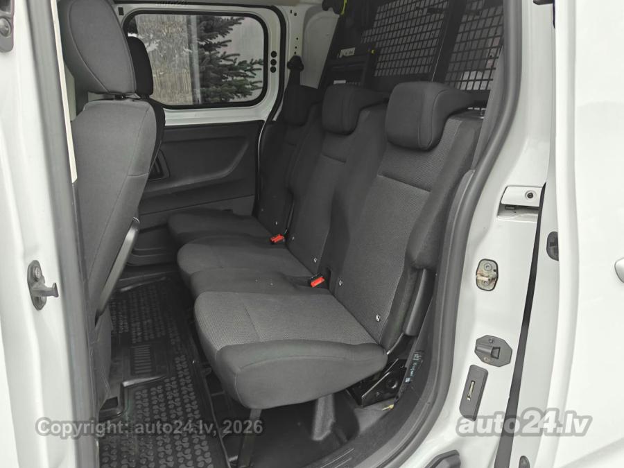 White Citroen Berlingo 2021 in Tartu, with an engine capacity of 1.50 L and mileage of 140 thousand km for 13900 €, photo 12 on AUTOMOTO.COM.LV