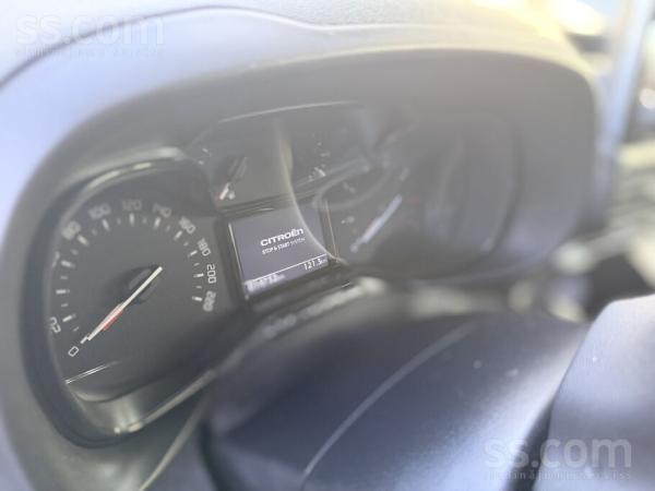 White Citroen Berlingo 2023 in Riga, with an engine capacity of 1.20 L and mileage of 13 thousand km for 18500 €, photo 5 on AUTOMOTO.COM.LV