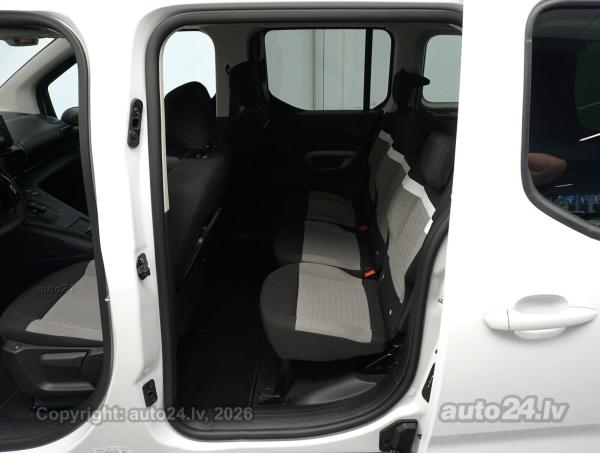 White Citroen Berlingo 2024 in Tallinn, with an engine capacity of 1.50 L and mileage of 5 thousand km for 27900 €, photo 7 on AUTOMOTO.COM.LV