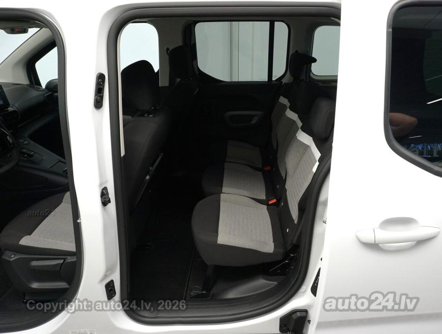 Balts Citroen Berlingo 2024 Tallina, ar dzinēja tilpumu 1.50 L un nobraukumu 5 tūkst. km par 27900 €, foto 8 vietnē AUTOMOTO.COM.LV