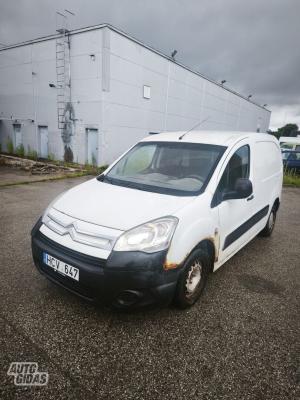 White Citroen Berlingo 2011 in Kaunas, with an engine capacity of 1.60 L and mileage of 185 thousand km for 800 €, photo 4 on AUTOMOTO.COM.LV