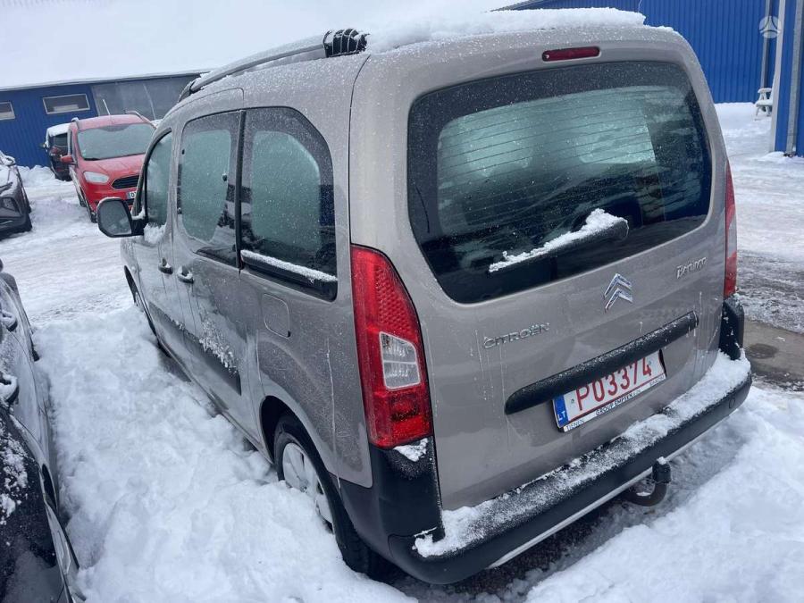 Dzeltens Citroen Berlingo 2012 Tauragė, ar dzinēja tilpumu 1.60 L un nobraukumu 247 tūkst. km par 2900 €, foto 3 vietnē AUTOMOTO.COM.LV