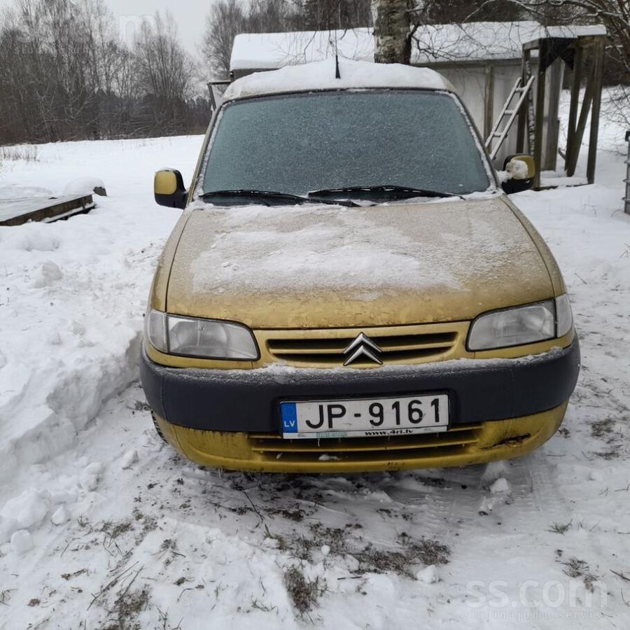 Dzeltens Citroen Berlingo 1999 Ogre, ar dzinēja tilpumu 1.80 L un nobraukumu 300 tūkst. km par 500 €, foto 1 vietnē AUTOMOTO.COM.LV