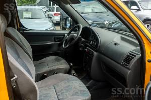 Желтый Ситроен Берлинго 2000 в Рига, объемом двигателя 1.90 л и пробегом 0 тыс. км за 890 €, фото 12 на AUTOMOTO.COM.LV