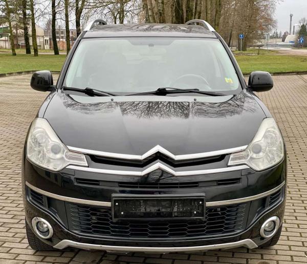 Melns Citroen C-Crosser 2007 Raseiniai, ar dzinēja tilpumu 2.18 L un nobraukumu 240 tūkst. km par 3999 €, foto 5 vietnē AUTOMOTO.COM.LV