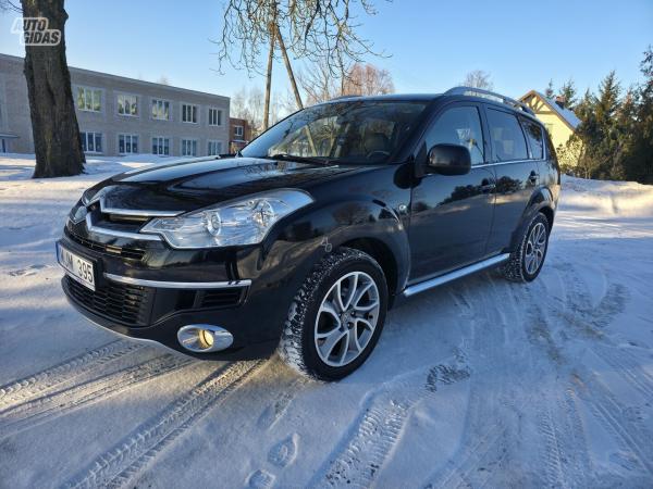 Black Citroen C-Crosser 2007 in Alytus, with an engine capacity of 2.20 L and mileage of 3595 thousand km for 2950 €, photo 8 on AUTOMOTO.COM.LV