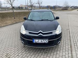 Black Citroen C-Crosser 2008 in Tukums, with an engine capacity of 2.00 L and mileage of 311 thousand km for 3450 €, photo 6 on AUTOMOTO.COM.LV