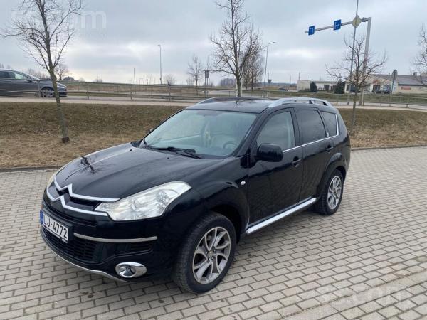 Black Citroen C-Crosser 2008 in Tukums, with an engine capacity of 2.00 L and mileage of 311 thousand km for 3450 €, photo 7 on AUTOMOTO.COM.LV
