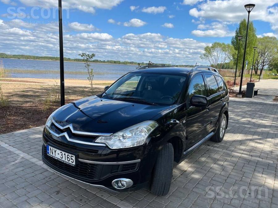 Melns Citroen C-Crosser 2008 Ludza, ar dzinēja tilpumu 2.20 L un nobraukumu 227 tūkst. km par 4000 €, foto 1 vietnē AUTOMOTO.COM.LV