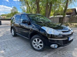 Melns Citroen C-Crosser 2008 Ludza, ar dzinēja tilpumu 2.20 L un nobraukumu 227 tūkst. km par 4000 €, foto 4 vietnē AUTOMOTO.COM.LV